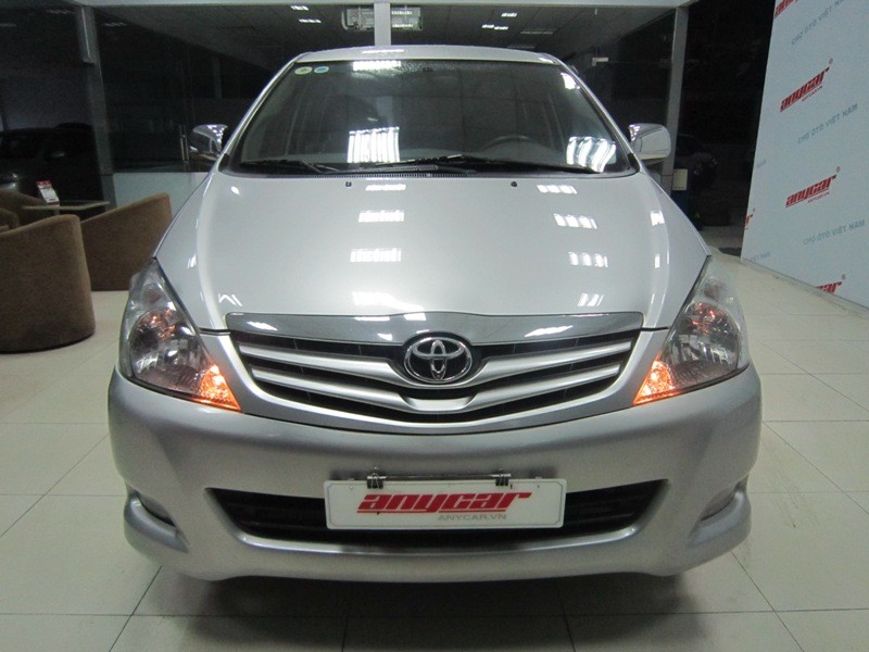 Toyota Innova 2010 G 2.0 MT