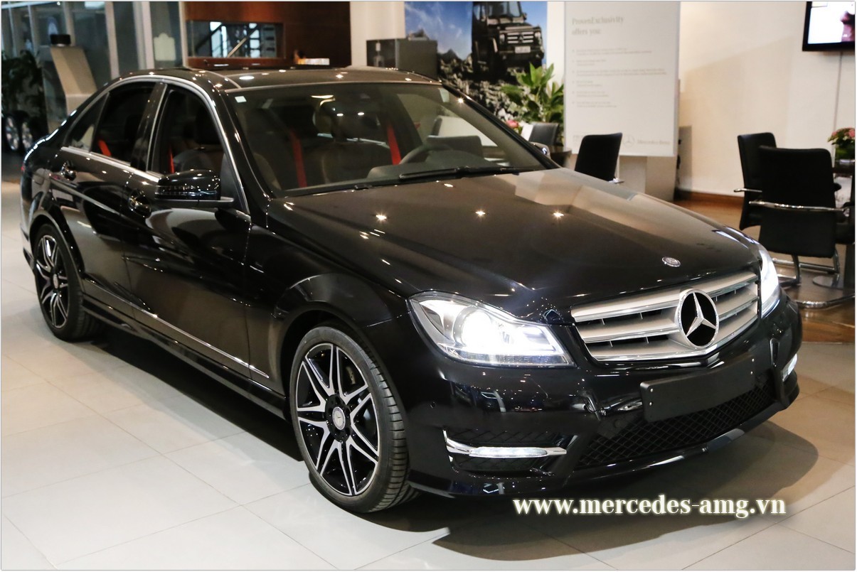 Mercedes-Benz C300 AMG 2013