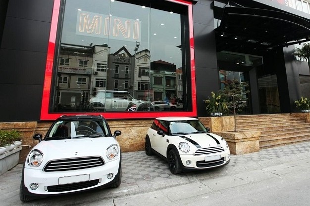 Hãng xe Mini khai trương Showroom đầu tiên tại Việt Nam