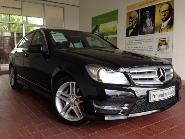 Mercedes-Benz C300 AMG Plus 2012