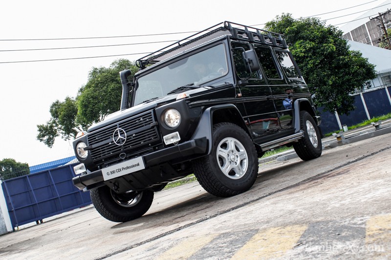 Mercedes G300 CDI 2014 có giá bán 4,622 tỷ đồng tại Việt Nam