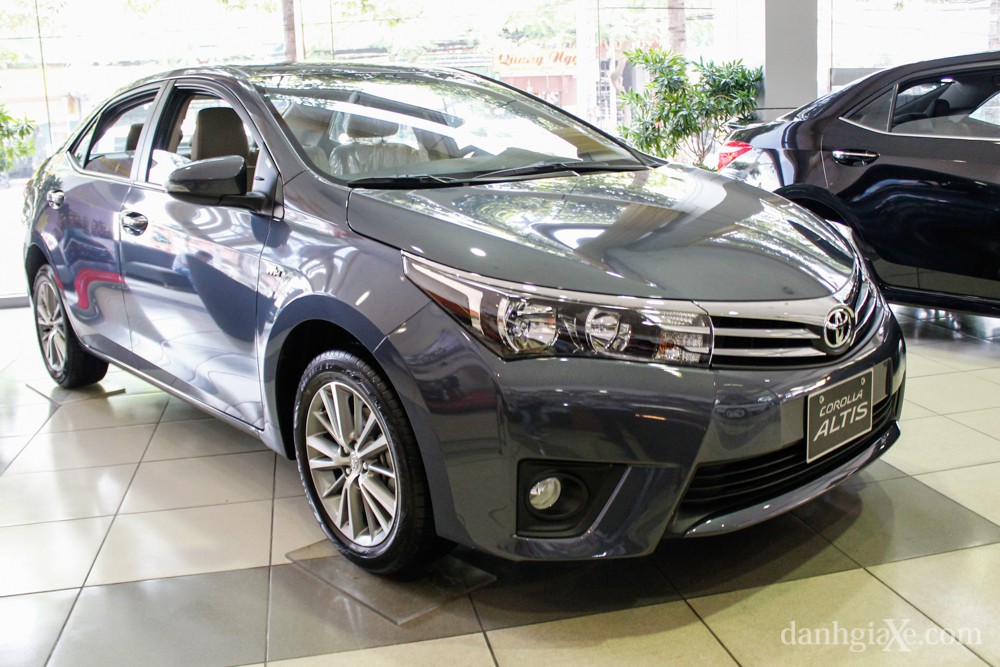 Hình ảnh và trang bị chi tiết các phiên bản Toyota Altis 2014