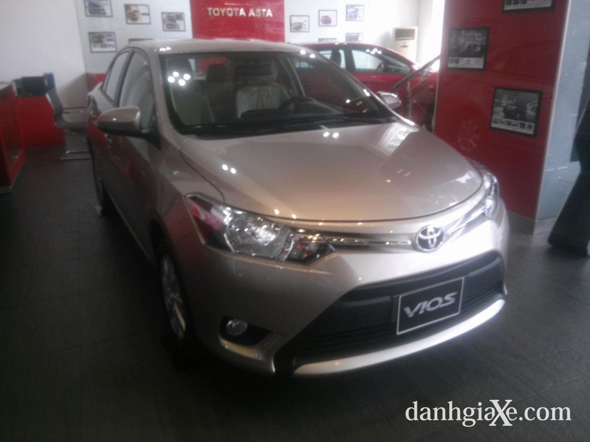 Toyota Vios E 2015