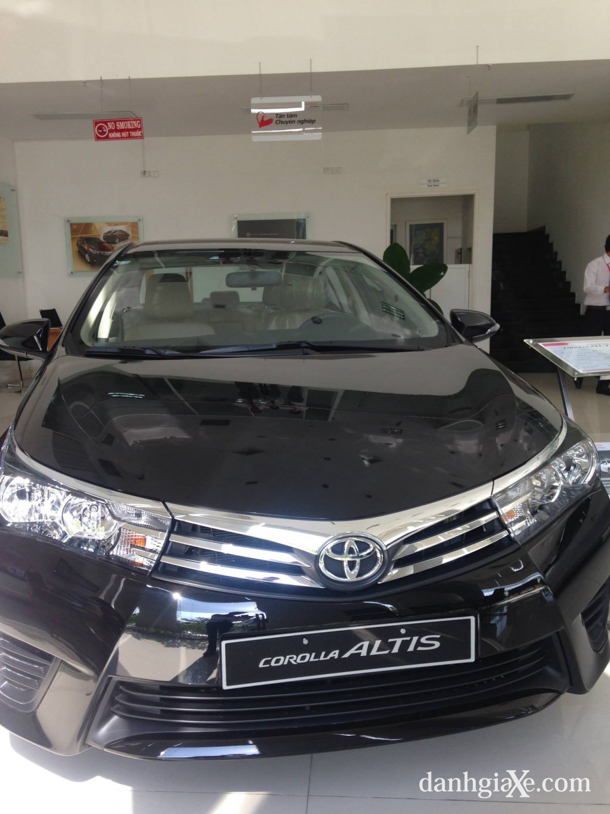 Toyota Altis 1.8G CVT 2015