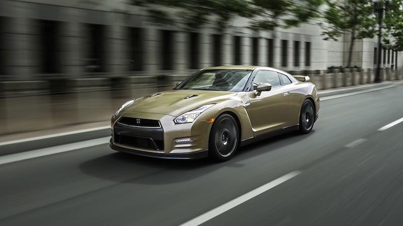 Nissan GT-R kỷ niệm 45 năm bằng phiên bản đặc biệt Gold Edition 2016