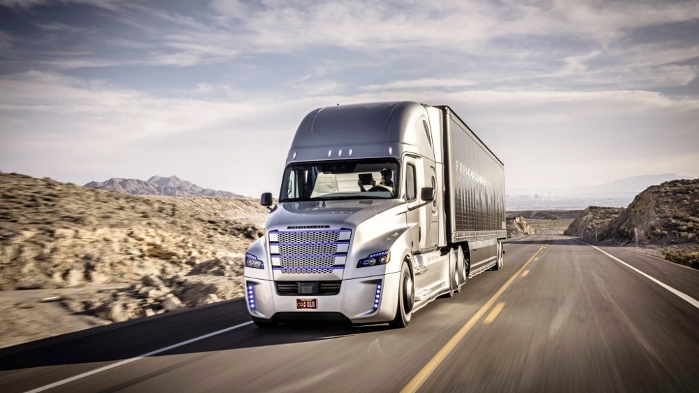 Xe tải tự hành Freightliner Inspiration - Optimus Prime ngoài đời thật