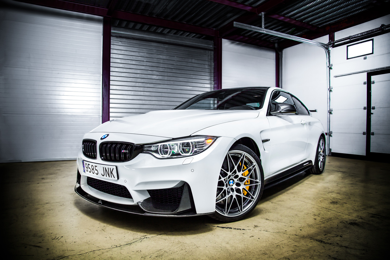 Hình ảnh chi tiết BMW M4 Competition Sport - mẫu xe hiếm nhất dòng M4