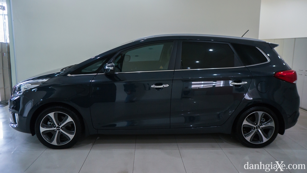 Đánh giá xe KIA Rondo 2016